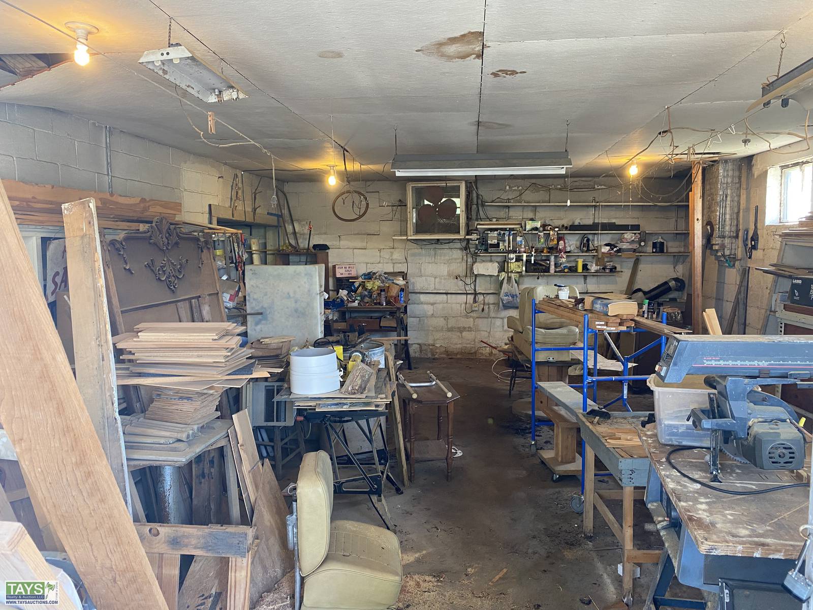 Tays Realty & Auction - ONLINE ABSOLUTE AUCTION: 3 BUILDINGS CLEAN OUT